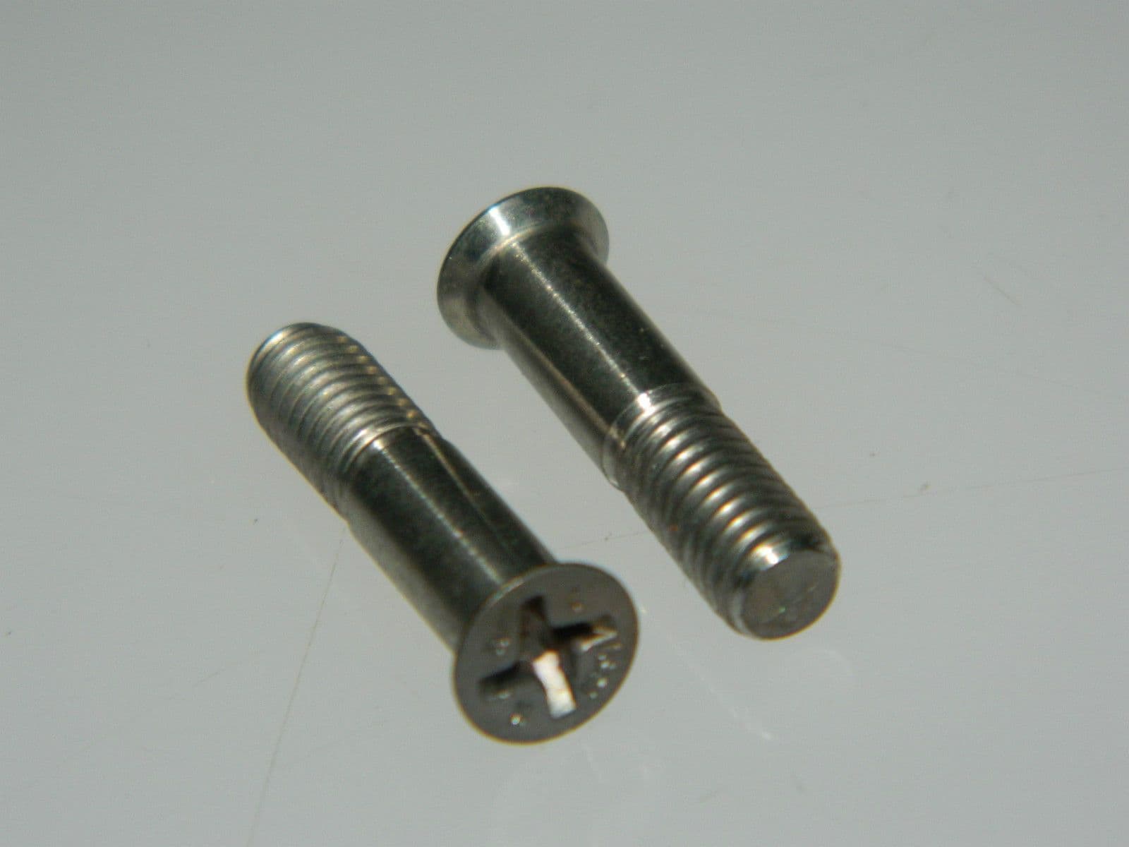10 x 10-32 UNF Screw Flush Reduced CSK Head 13/16" Long Part NAS1581-K3 ...