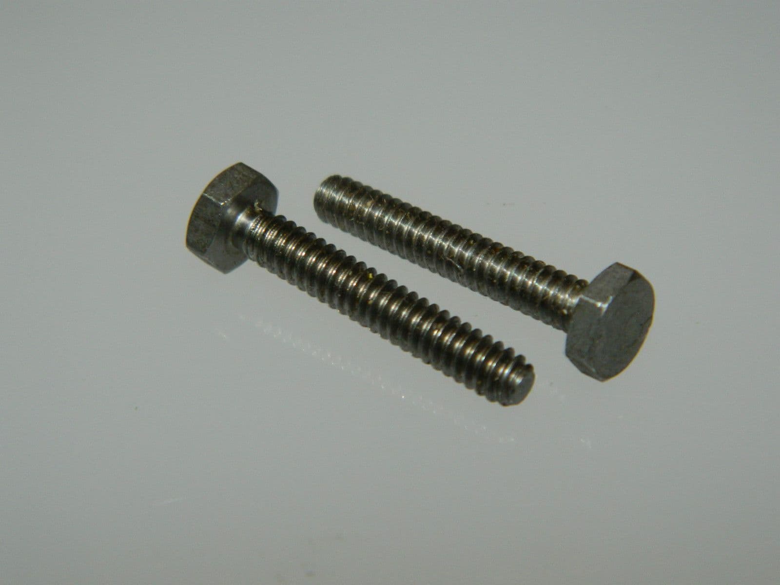 10 x 6-32 UNC Bolts Hex Head Fully Threaded Steel Length 13/16" A7