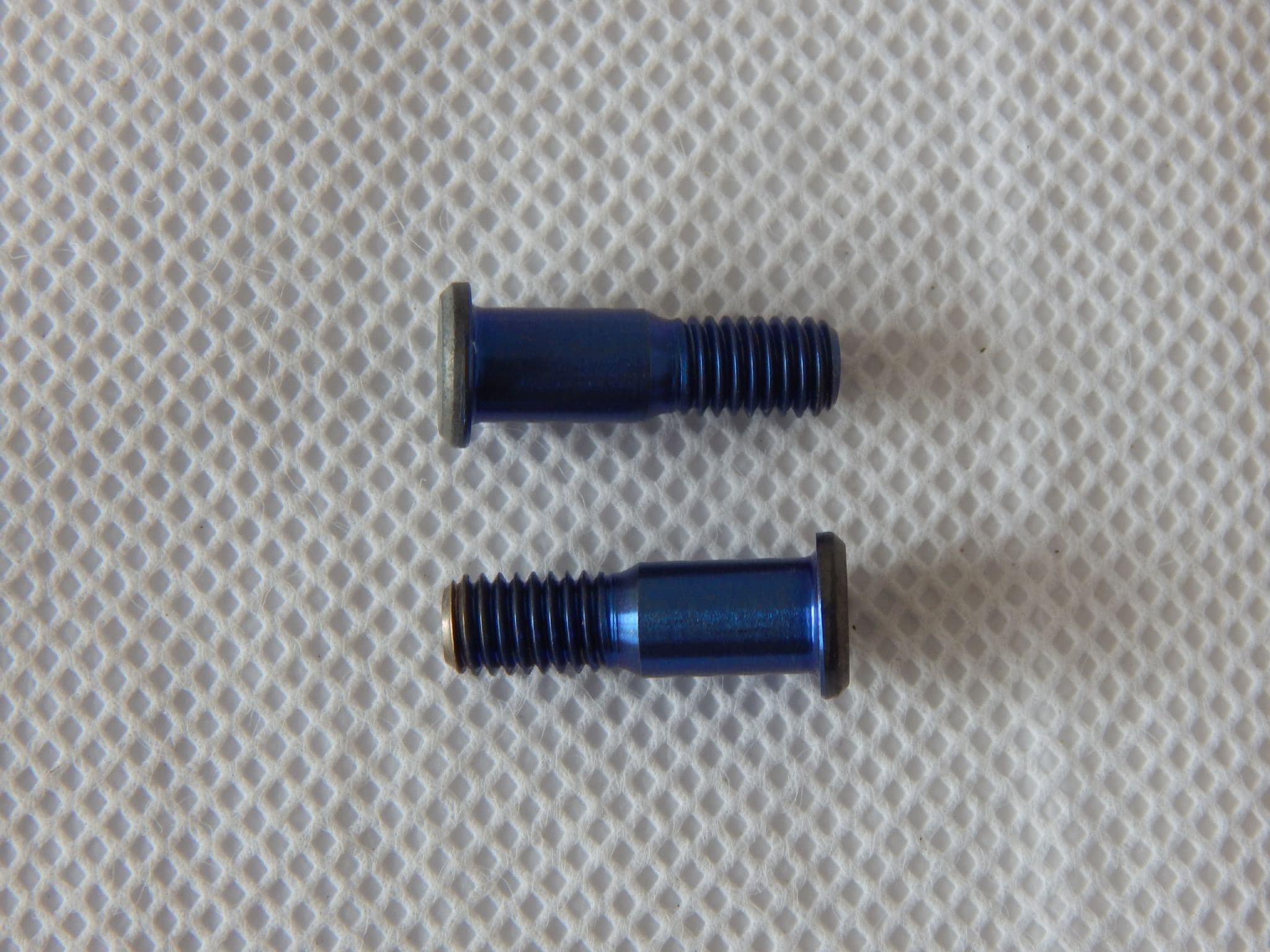 10 x CSK Aircraft Hi-Lok Bolts M5 Thread 8mm Grip V7
