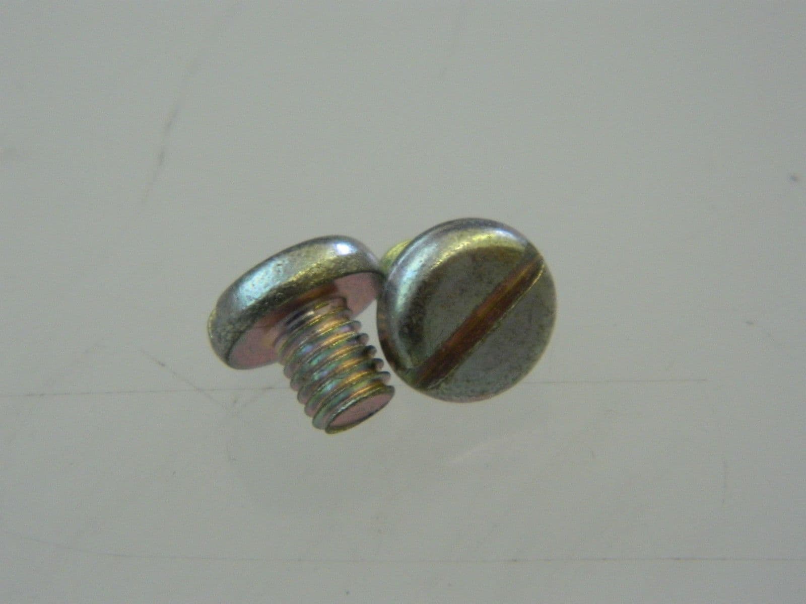 10 x M4 Pan Head Screw Slotted Metric Threaded Length 6mm Cadmium Plated I4