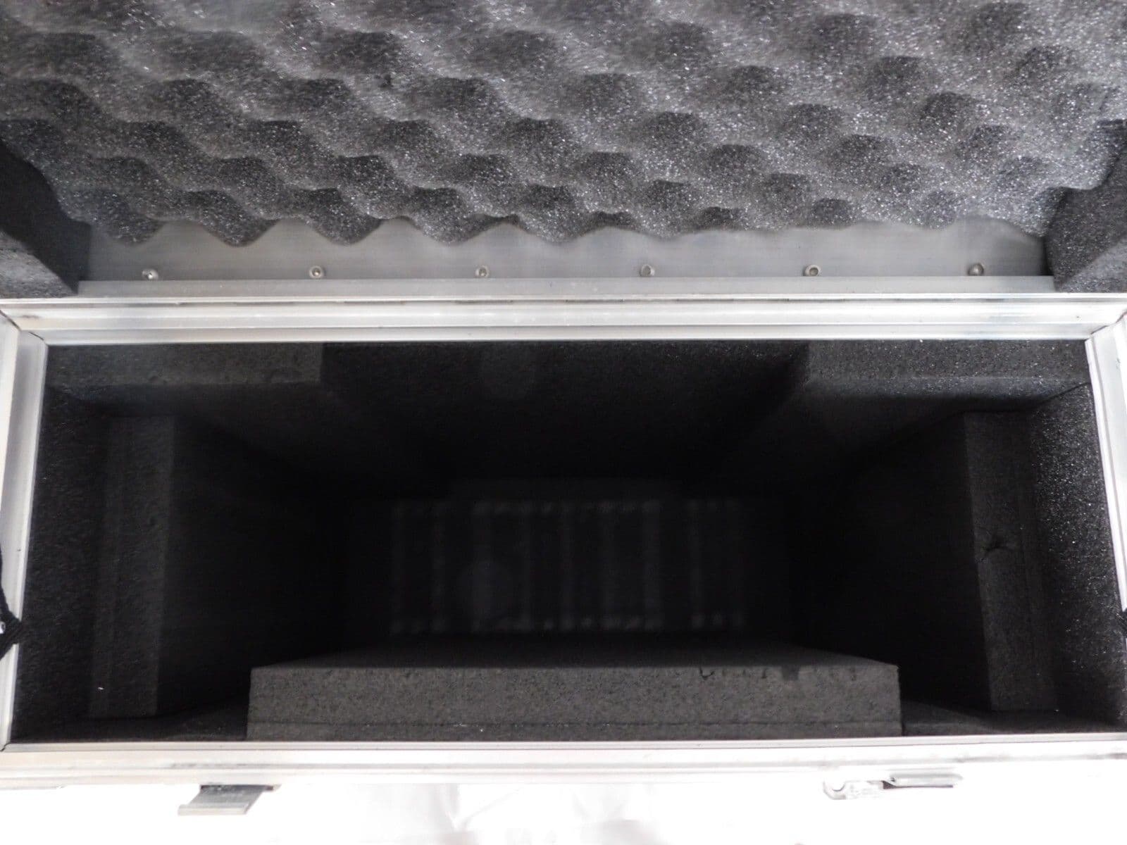 19" Rack Unit Black And Silver Storage Transit Transport Flight Case PC22