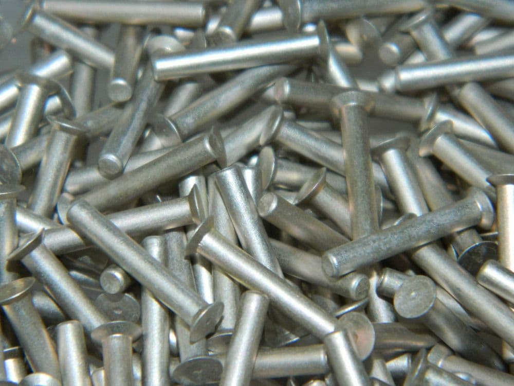 200 x Solid Aluminium Alloy Flush Countersunk Rivets 3/32" Diameter 5/8 ...