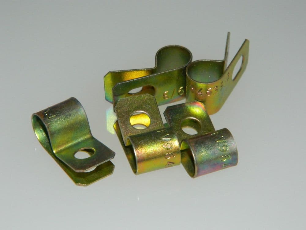 5 x 3/8" Pipe Clip Steel Band Width 1/2" J6