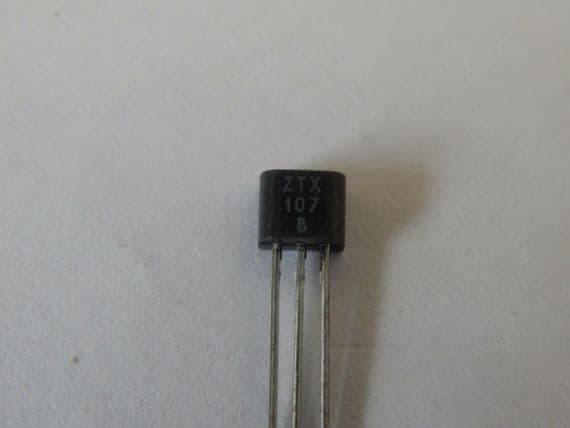 5 Zetex Bipolar Junction Transistors ZTX107B NPN 0 1A 60V TO92 3R1D EC41