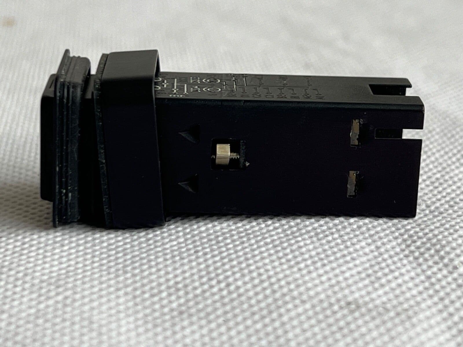 Aircraft Cockpit " Fault" "-Fault" Push Light Indicator MPA73019-02 D4C