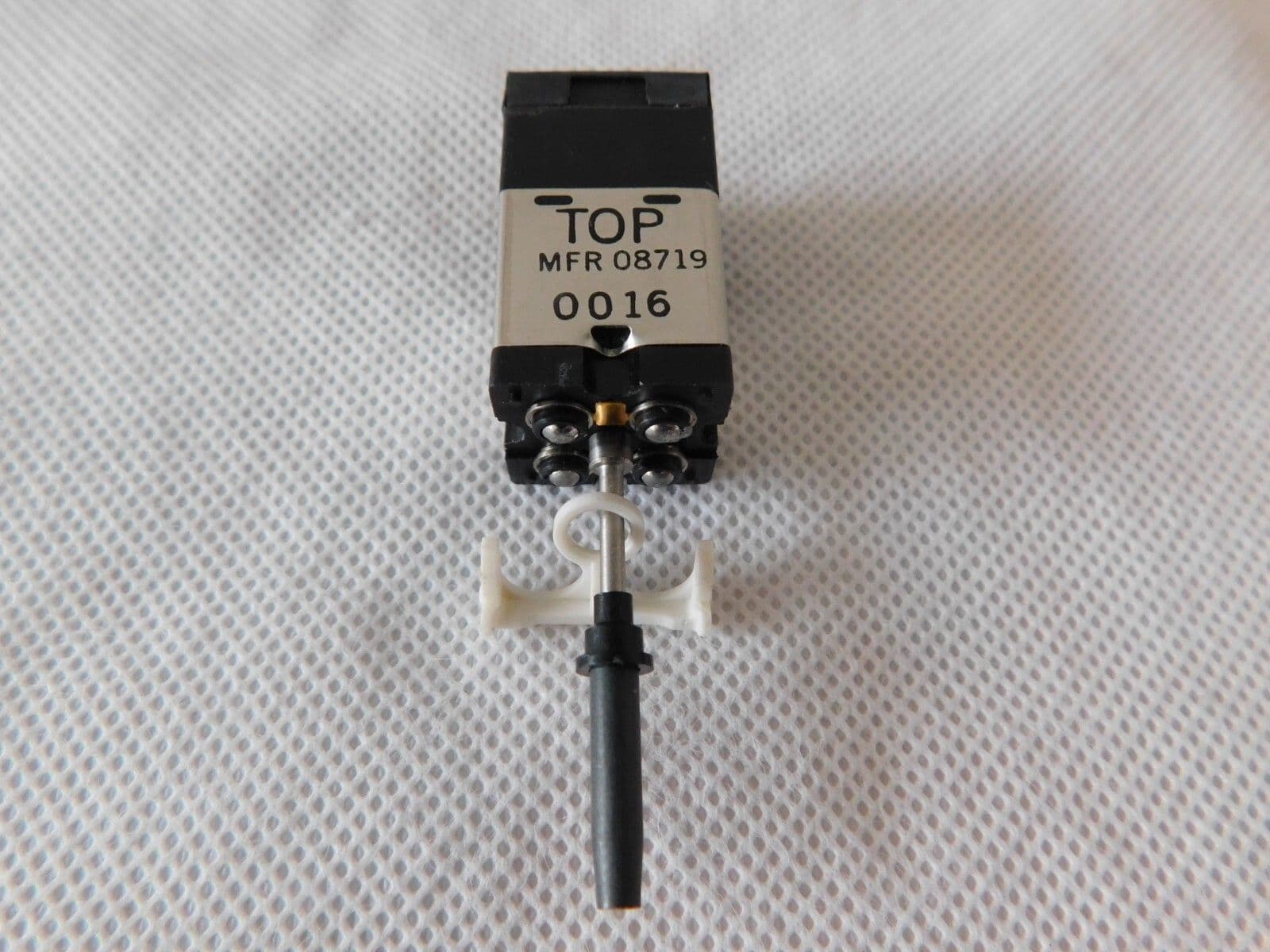 Aircraft DL SEL Push Button Switch Part No MFR 08719 D6B