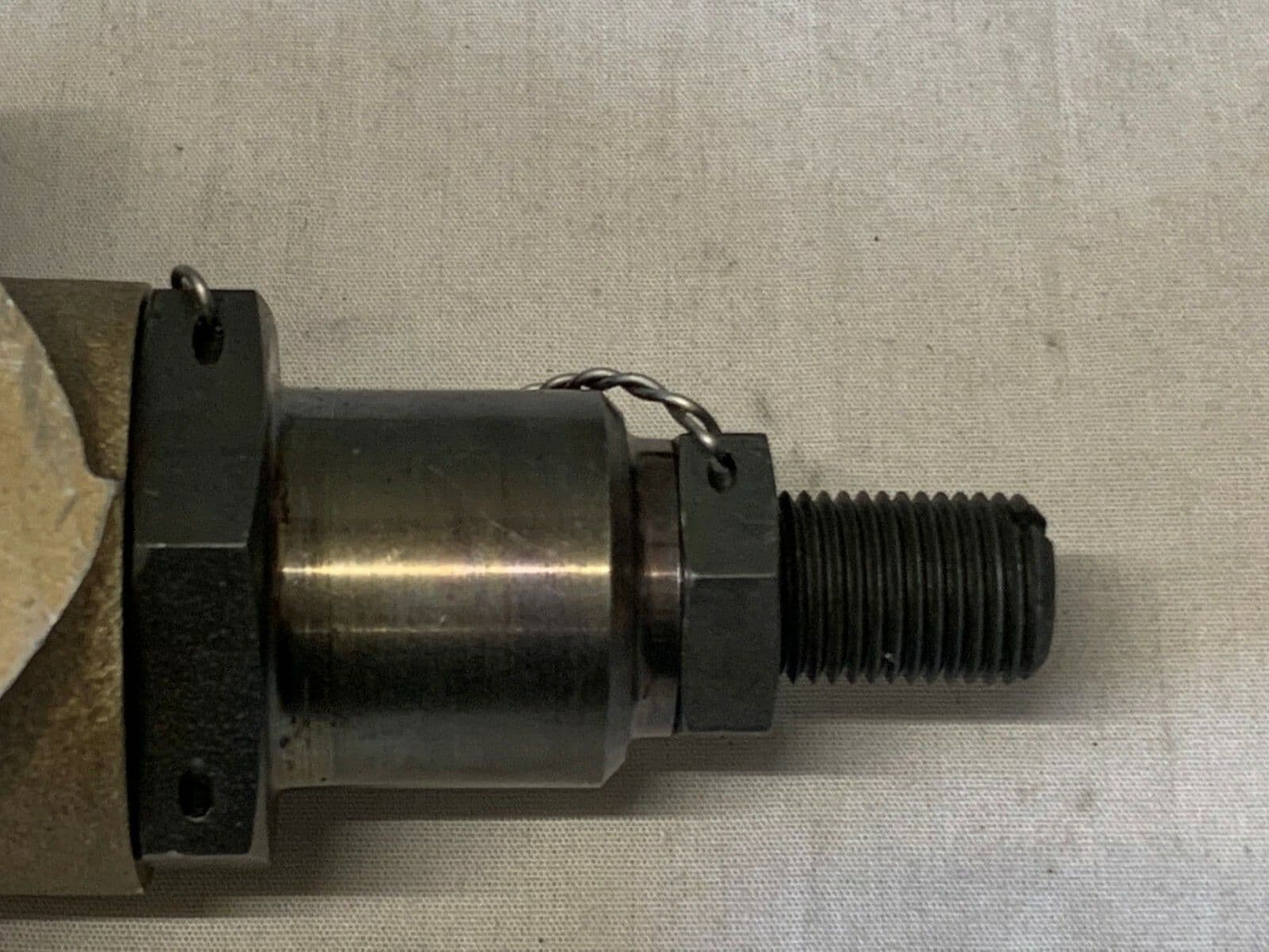 Aircraft Filter and Relief Valve Assembly GR383E