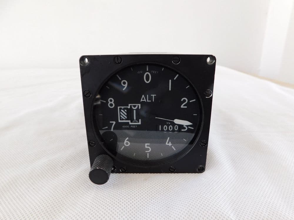 Aircraft MK 28B Counter Pointer Altimeter Type L81252-10-007 D4C