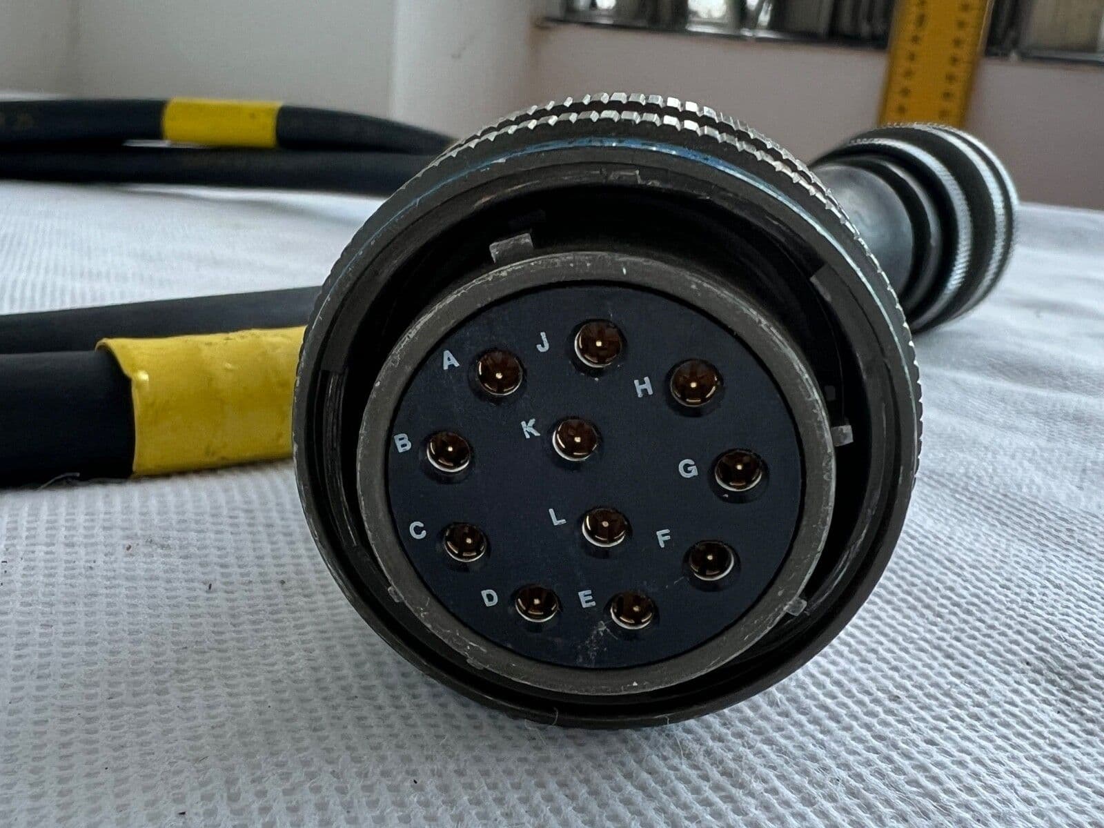 Aircraft Radio Frequency Cable 2 Connectors 11 Pin 2M Long 3121/00133 D5D