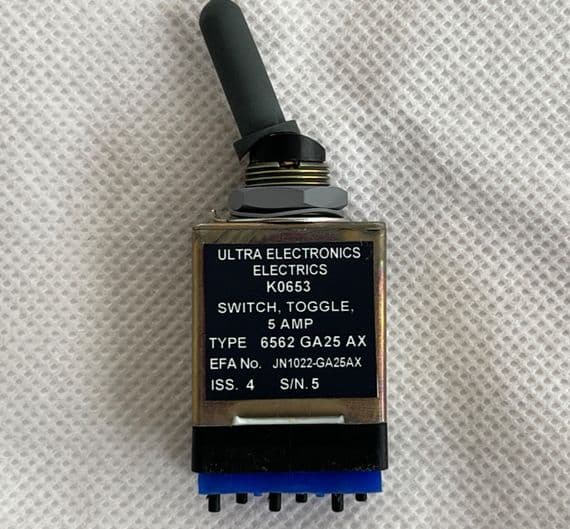 Aircraft Ultra Electronics Toggle Switch 2 Pole 2 Position 5A K0653 1R8D