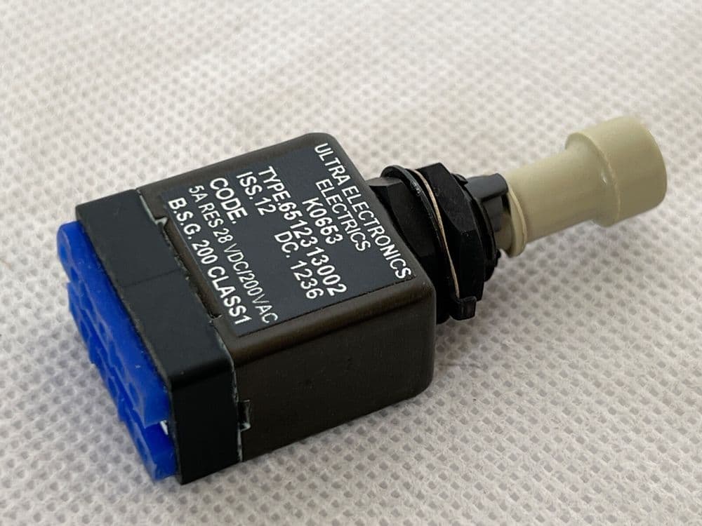 Aircraft Ultra Electronics Toggle Switch 2 Pole 3 Position 5A 28VDC D5D