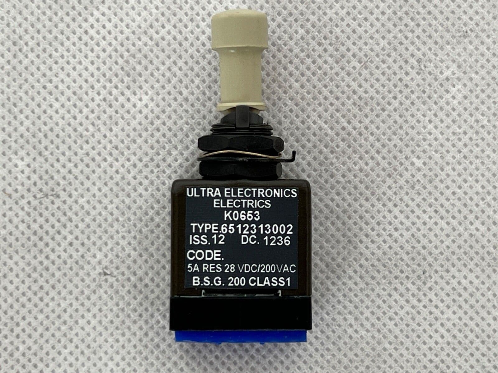 Aircraft Ultra Electronics Toggle Switch 2 Pole 3 Position 5A 28VDC D5D