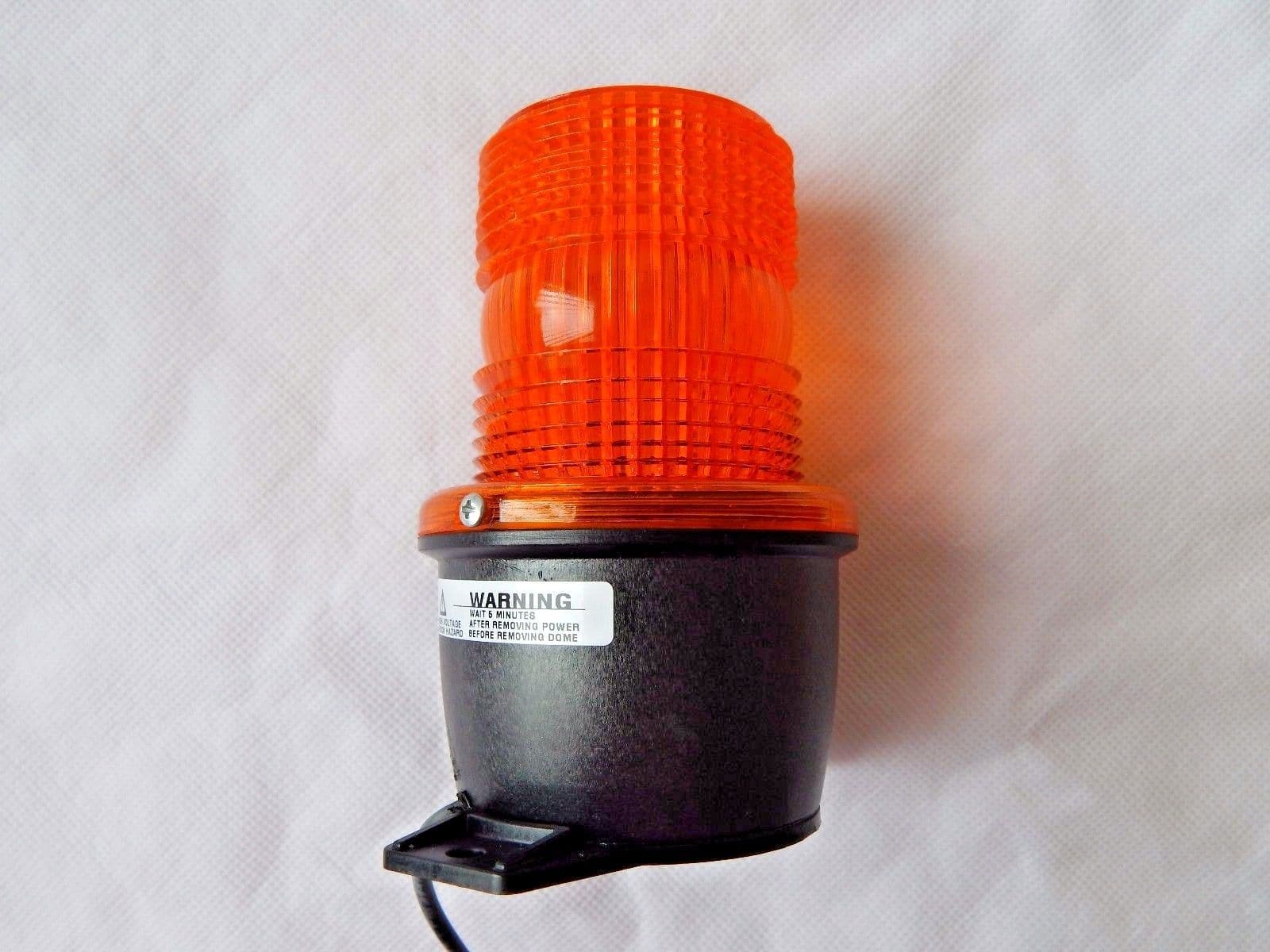 Amber Strobe Warning Alarm Light Model LP3T 12-48 VDC 1R11E