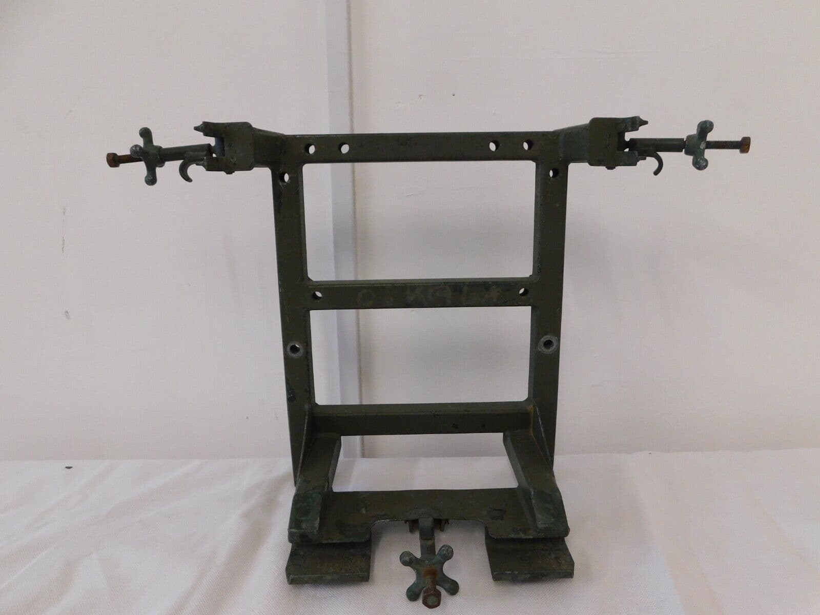 Clansman Radio Manpack Land Rover FFR Mounting Bracket PRC320 PRC351/2 PL16