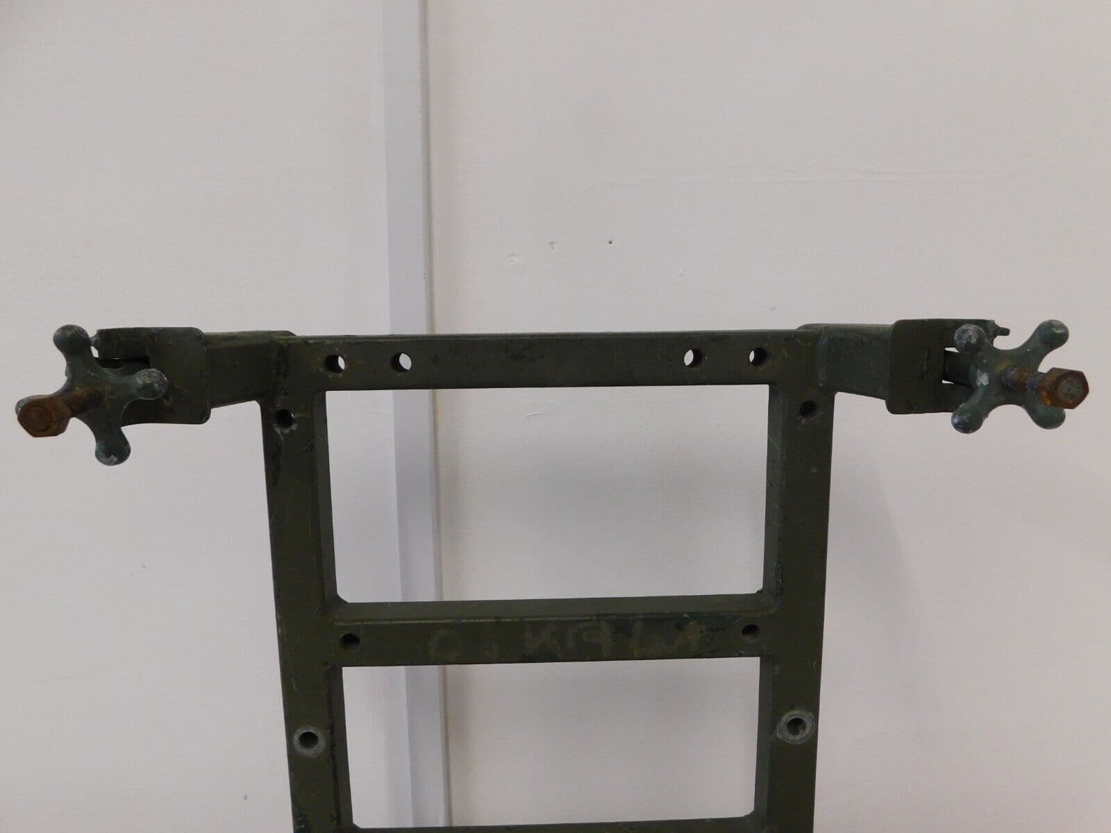 Clansman Radio Manpack Land Rover FFR Mounting Bracket PRC320 PRC351/2 PL16