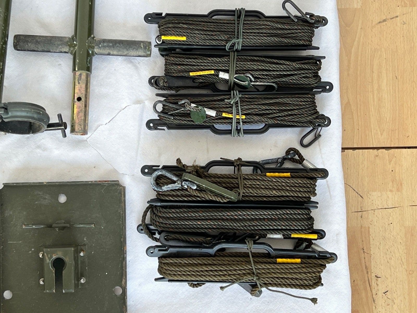 Clansman Radio Racal Antennas 12m Mast Guy Kit PL11