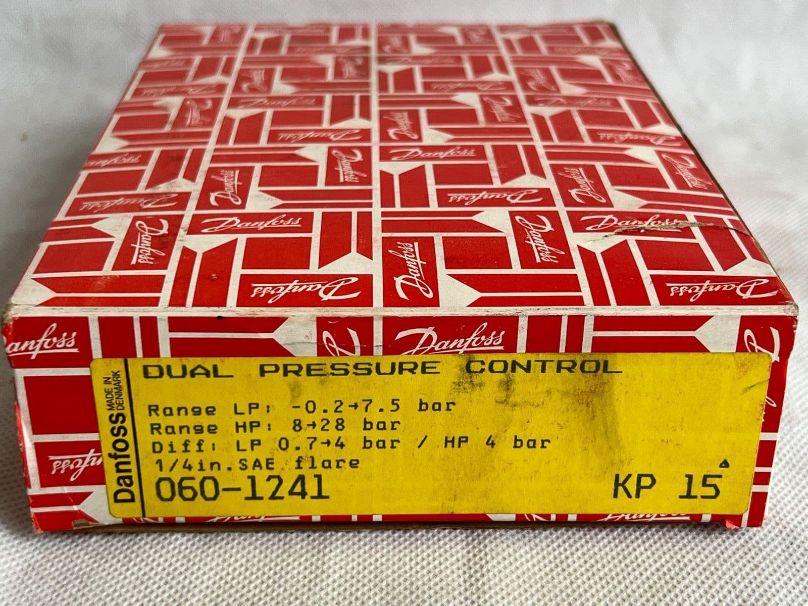 Danfoss KP15 060-1241 Dual Pressure Control Switch D6C