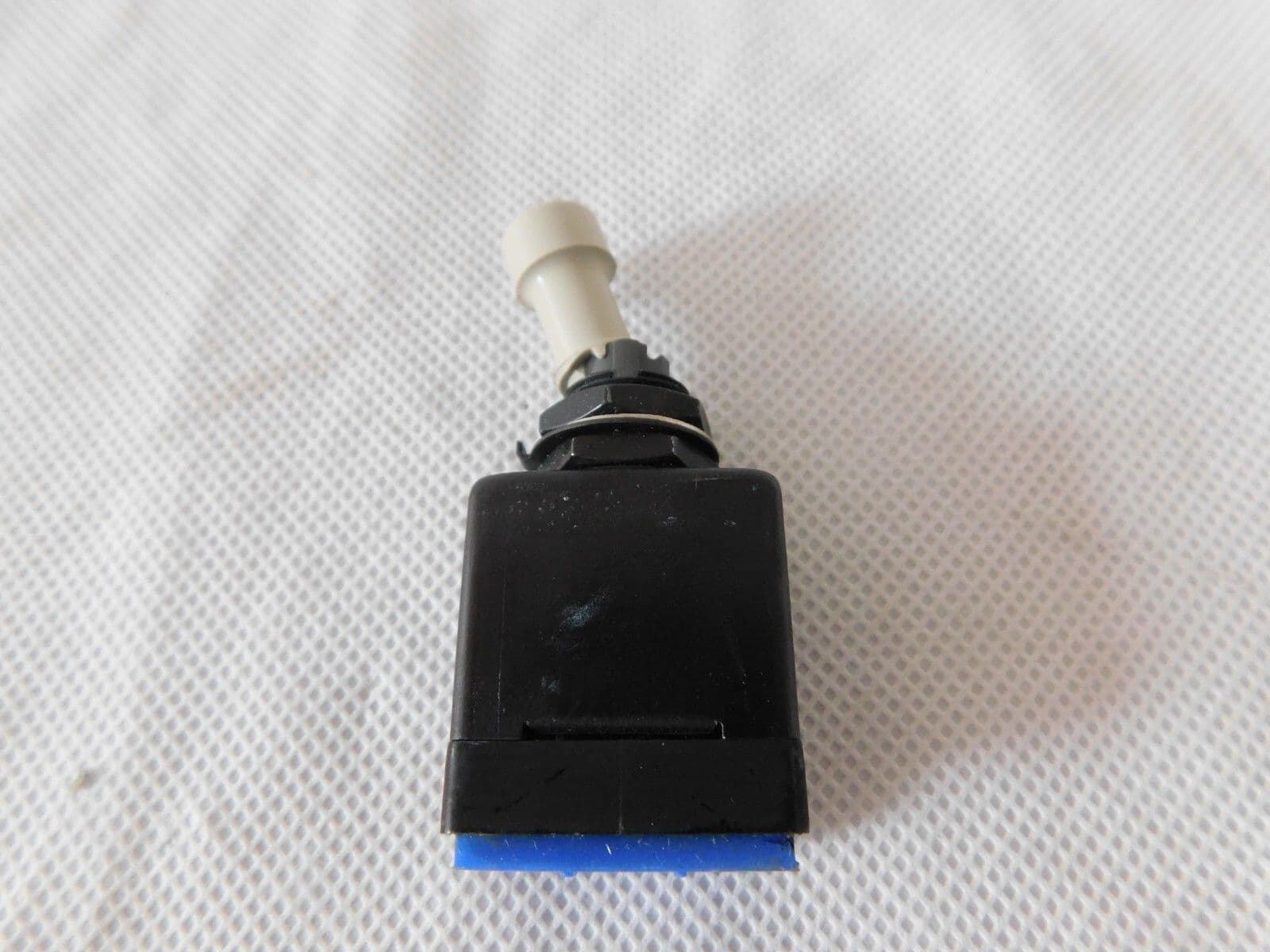 Dowty Electrics Aircraft Toggle Switch 2 Pole Type 6512 D4B