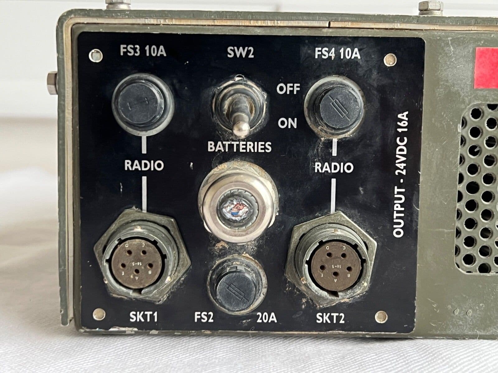 Ex Military Army DC Power Converter TV Film Prop RP33