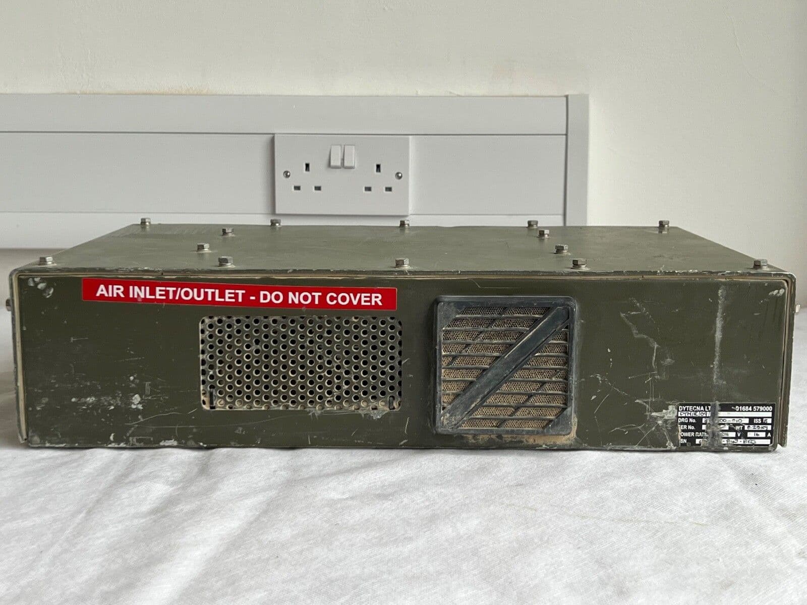 Ex Military Army DC Power Converter TV Film Prop RP33