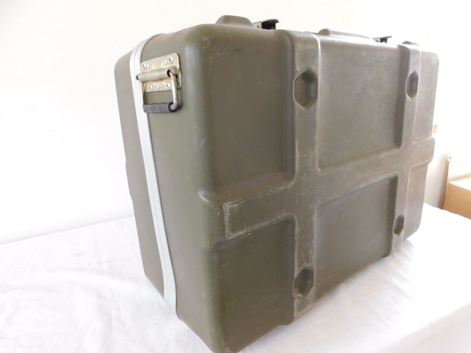 Ex Military Olive Green Storage Transport Case With Wheels PC29