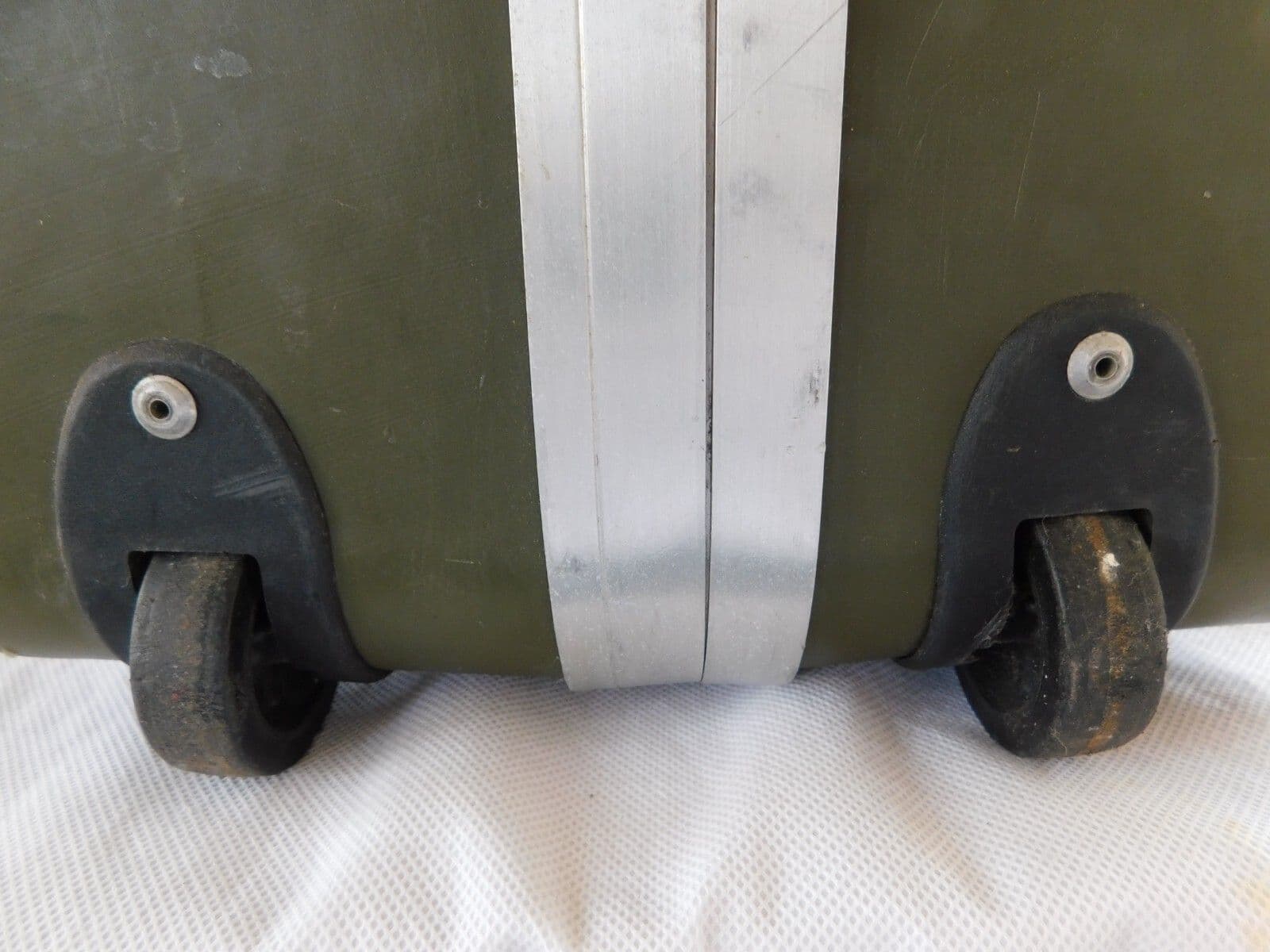 Ex Military Olive Green Storage Transport Case With Wheels PC29