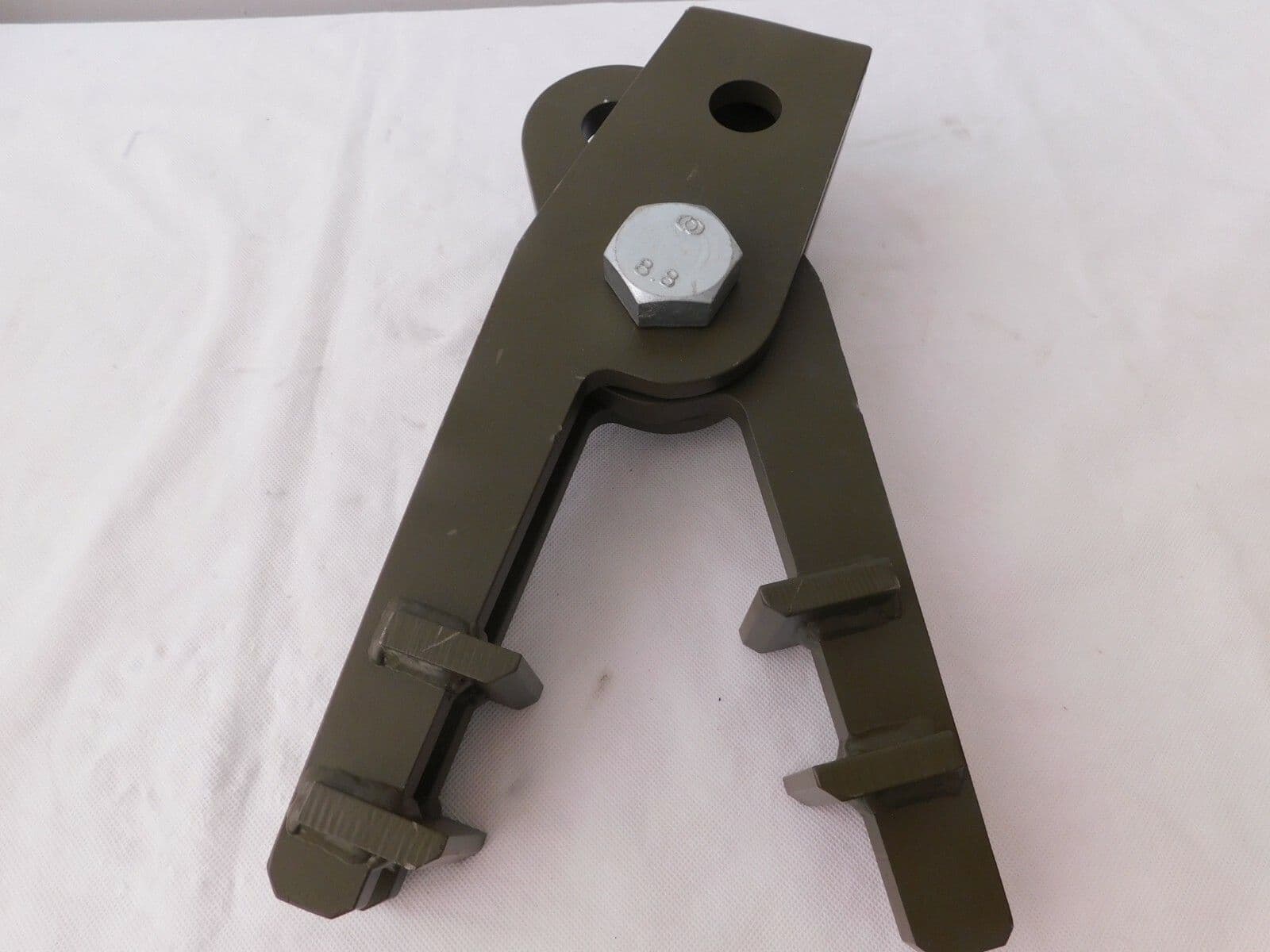 Ex MOD Military Vehicle Track Clamp Part No FV2175926 1R16A
