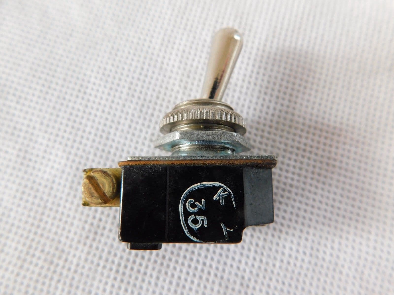 Ex RAF Aircraft 2 Position Tumbler Switch NSF D5C