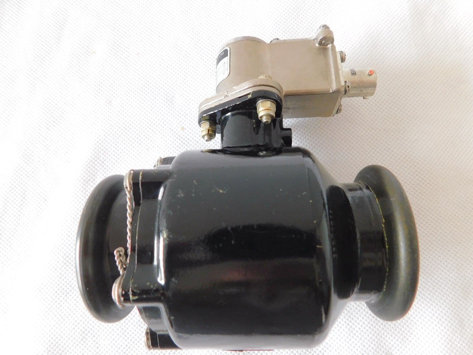 Ex RAF Aircraft 40mm Shut Off Valve Part No 3359B000 D5B