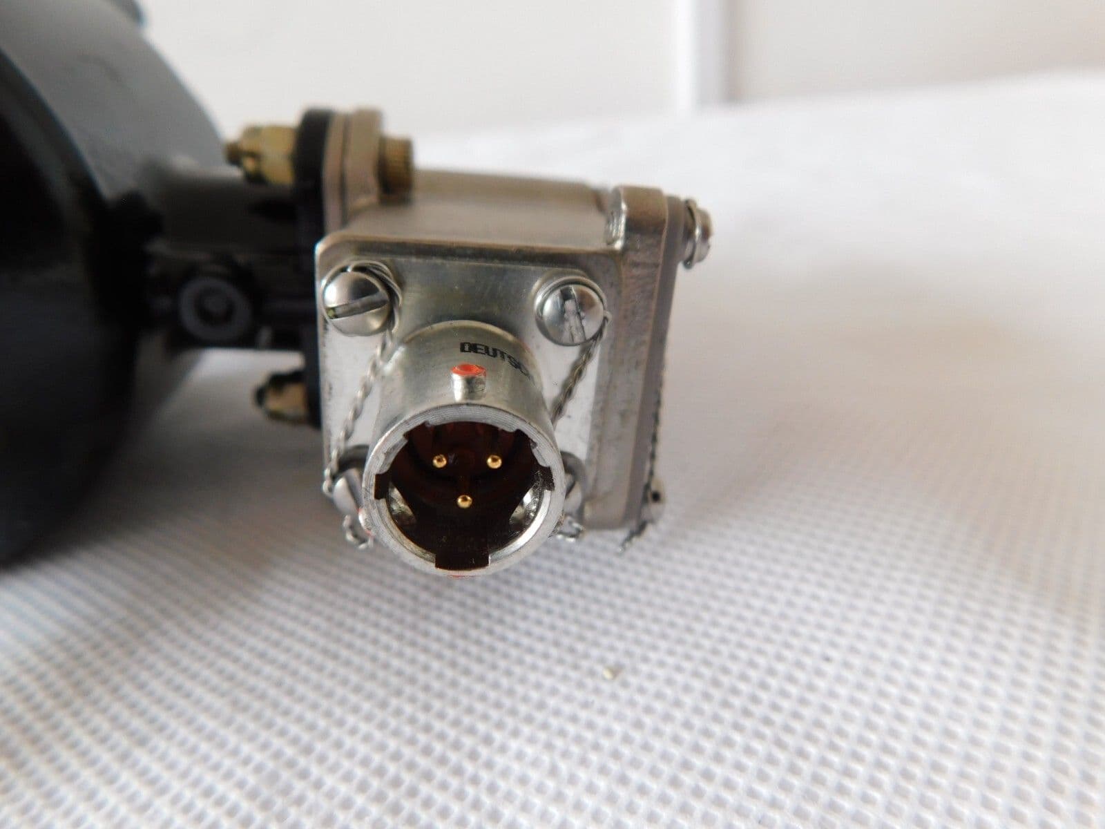 Ex RAF Aircraft 40mm Shut Off Valve Part No 3359B000 D5B