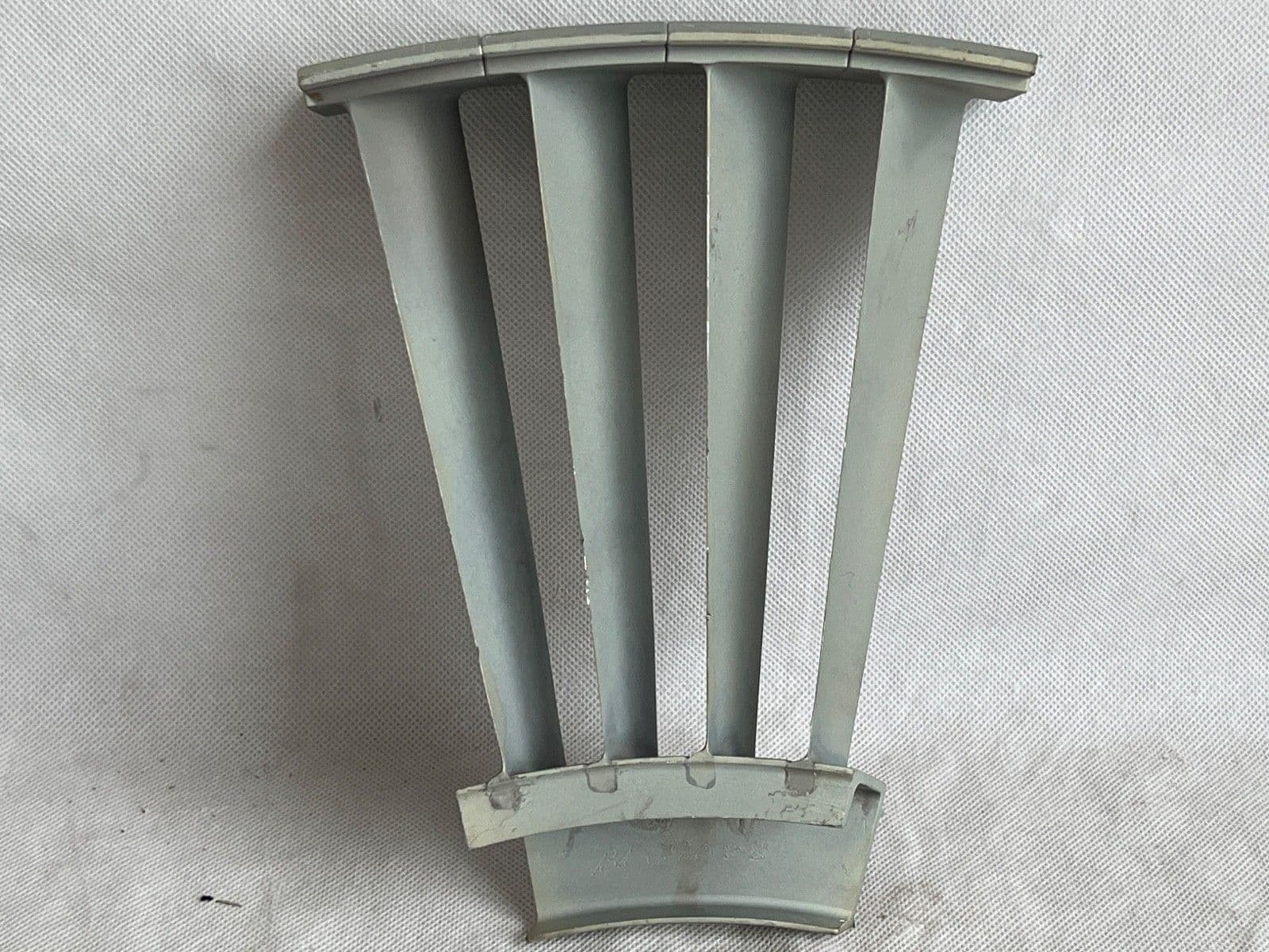 Ex RAF Aircraft Aircraft Jet Engine Stator Vane 23cm Long BR69088 D5C