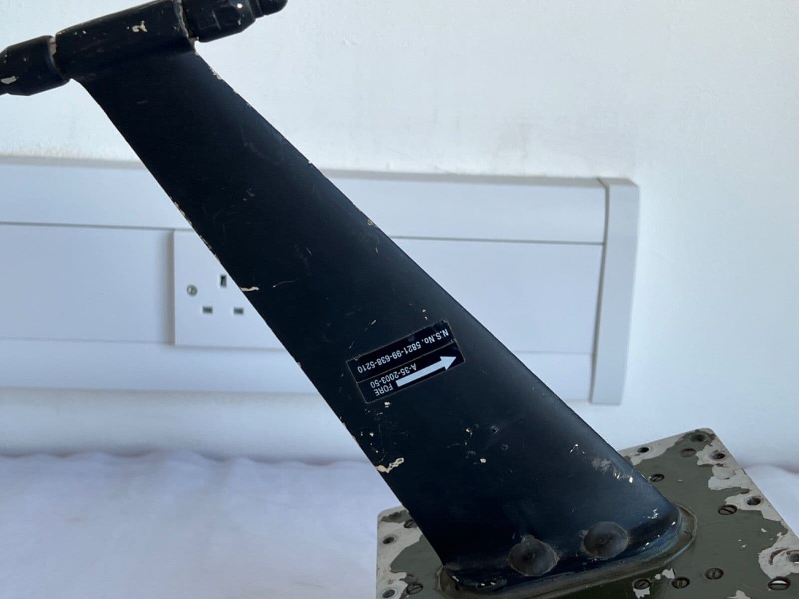 Ex RAF Aircraft Antenna Type AA1902-1 PL3