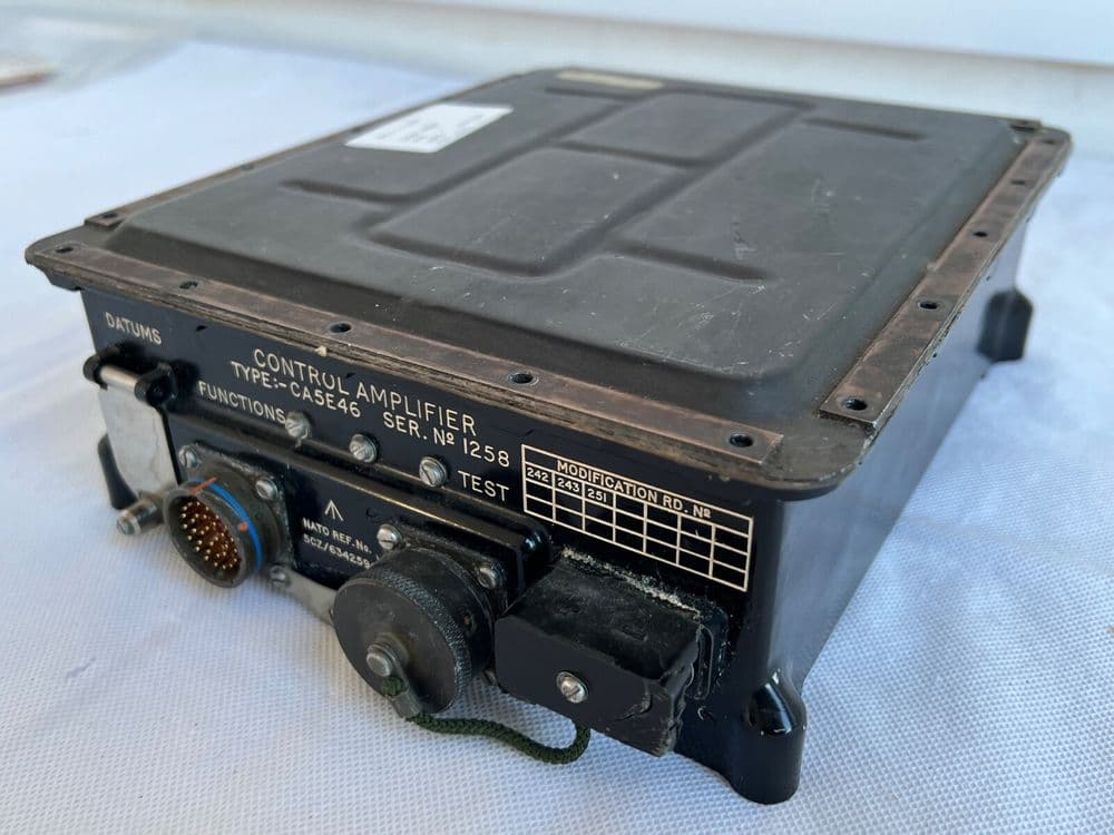 Ex RAF Aircraft Chivenor Amplifier Control Case CA5E46 Part 41745-077-0 D4C