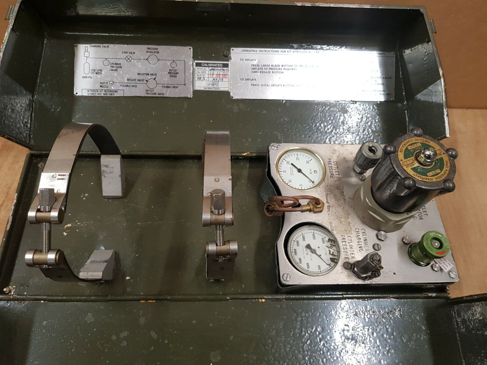 Ex RAF Aircraft Ground Crew Low Pressure Nitrogen Charging Kit No Tank GR400A