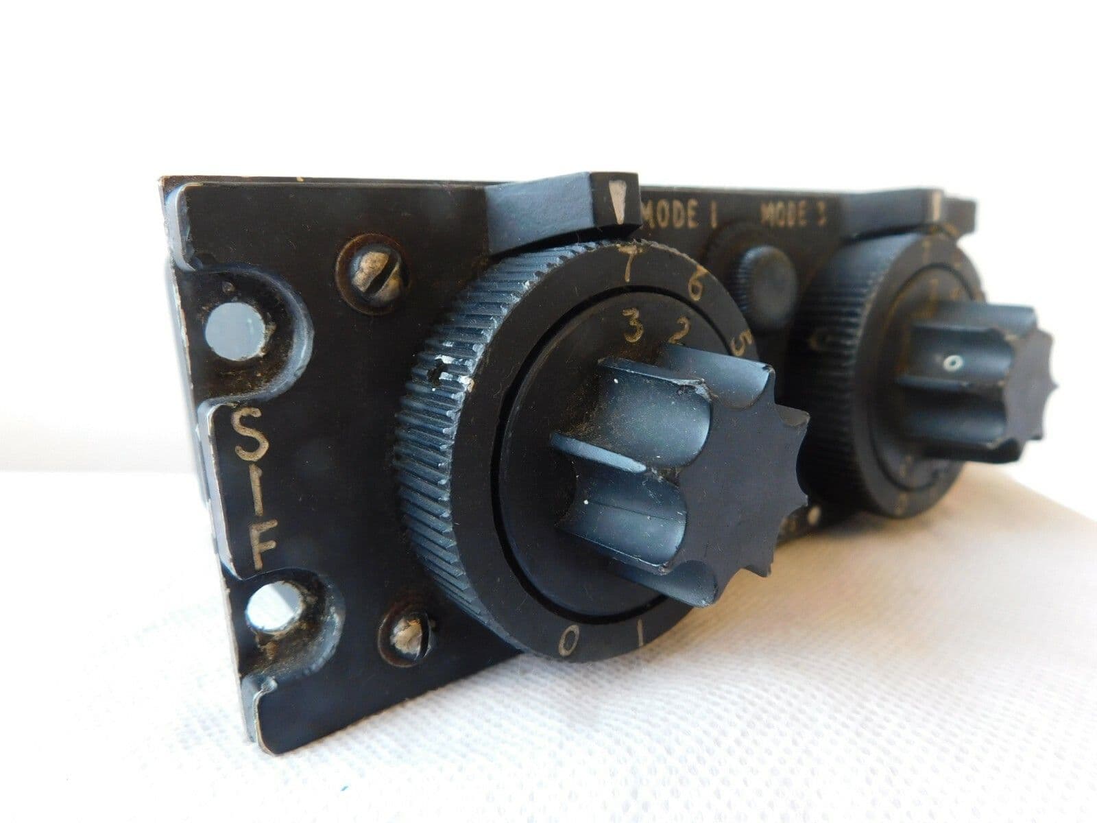 Ex RAF Aircraft IFF MK10 Control Unit Type 6465 Ref No 10L/116478 1R7C