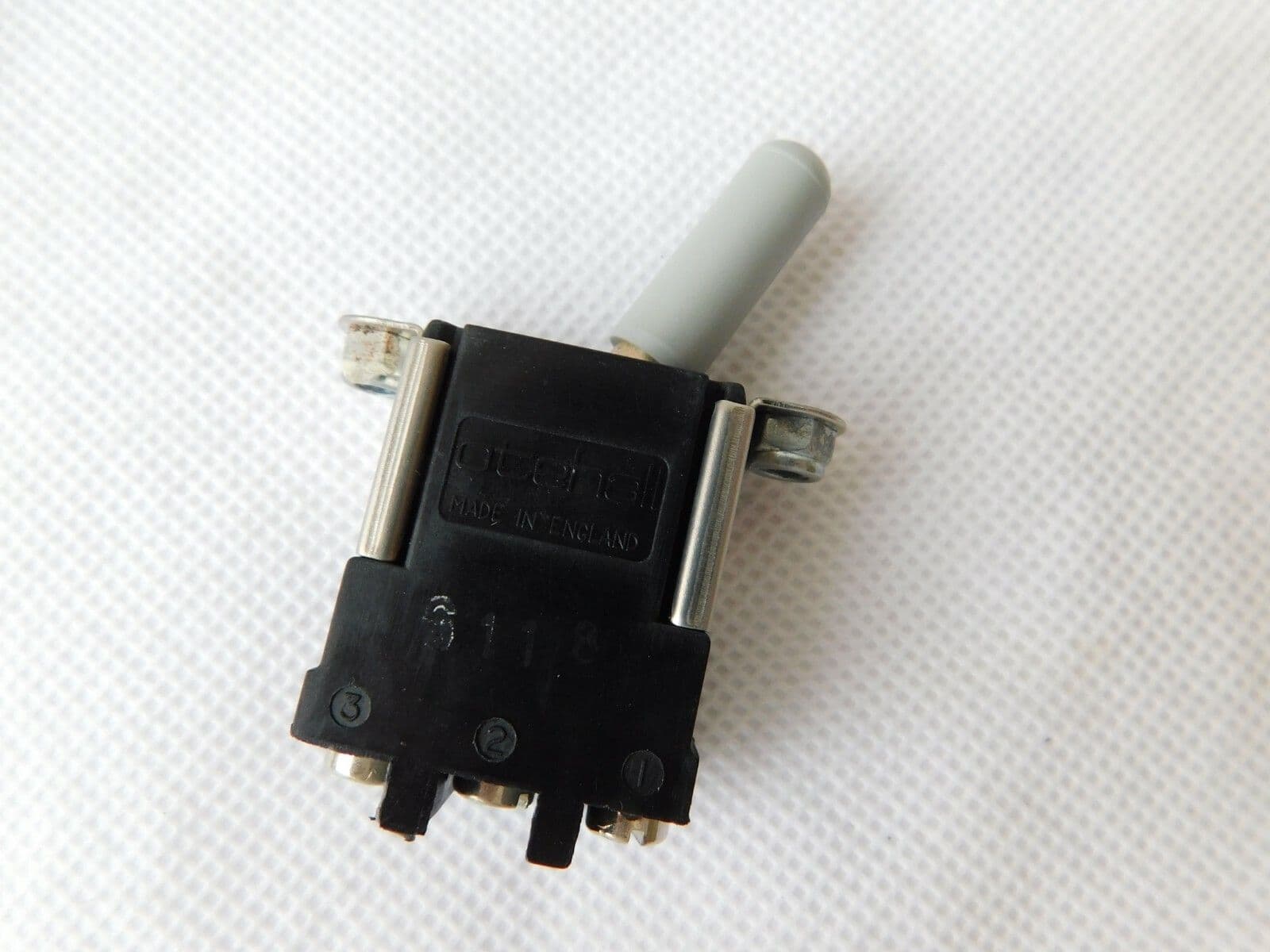 Ex RAF Otehall Aircraft Toggle Switch 2 Way Single Pole 2 Position Switch 1R7B