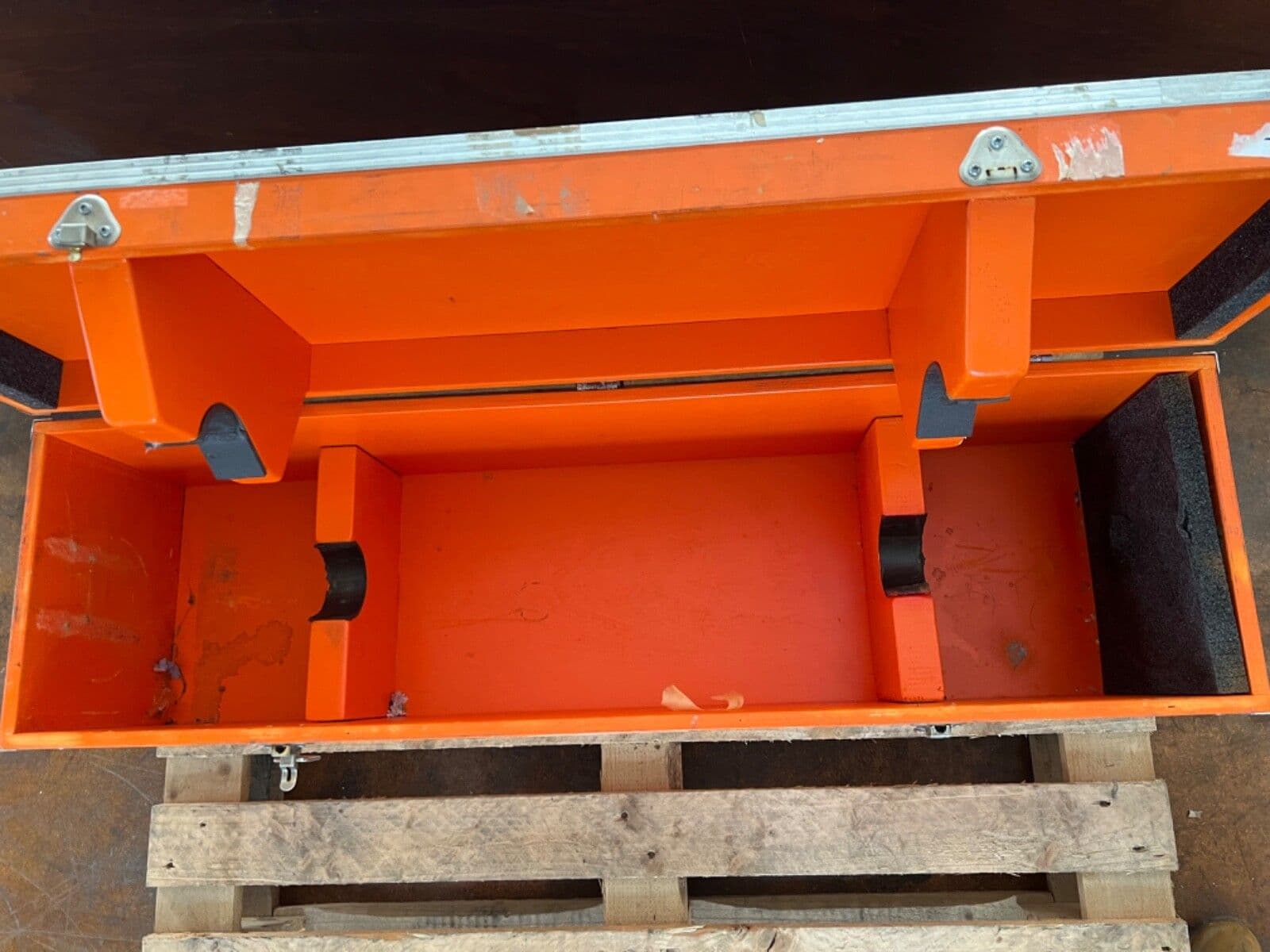 Ex RAF Transport Transit Case With Foam Inside PC3