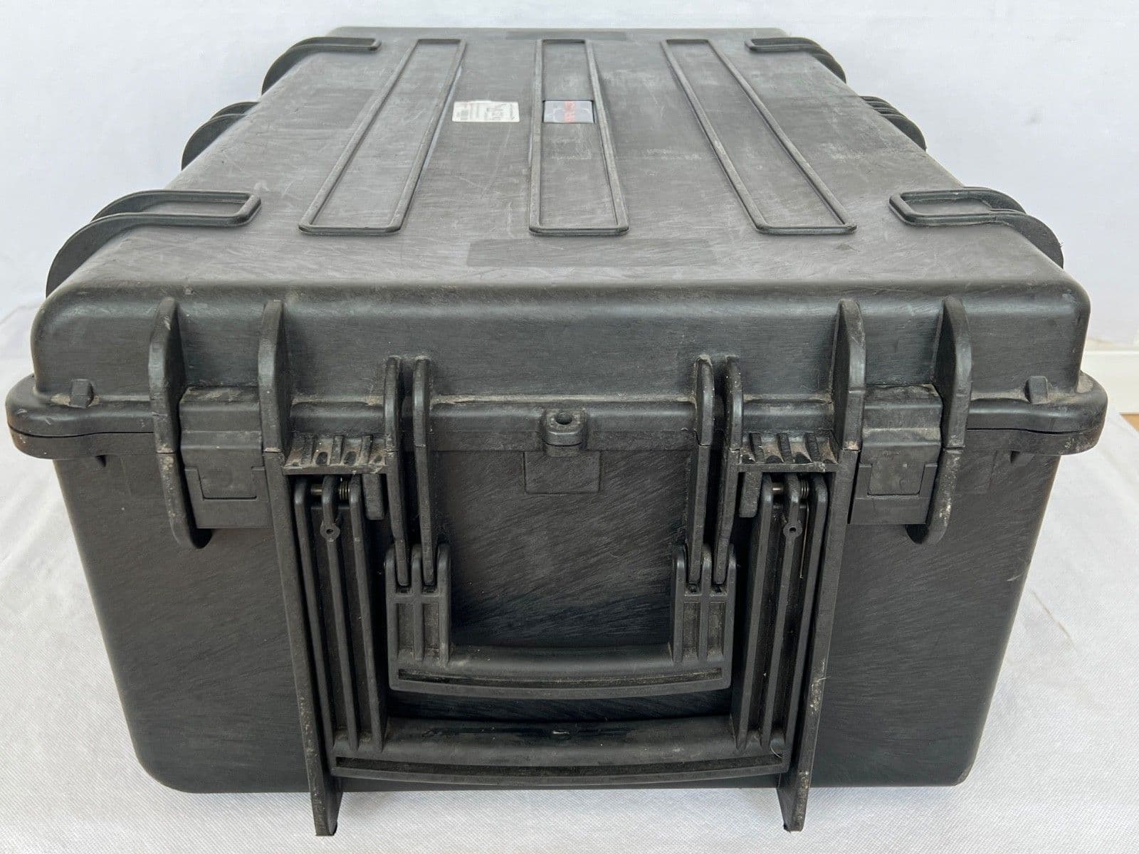 Explorer Transport Storage Case With Wheels and Carry Handles PC39