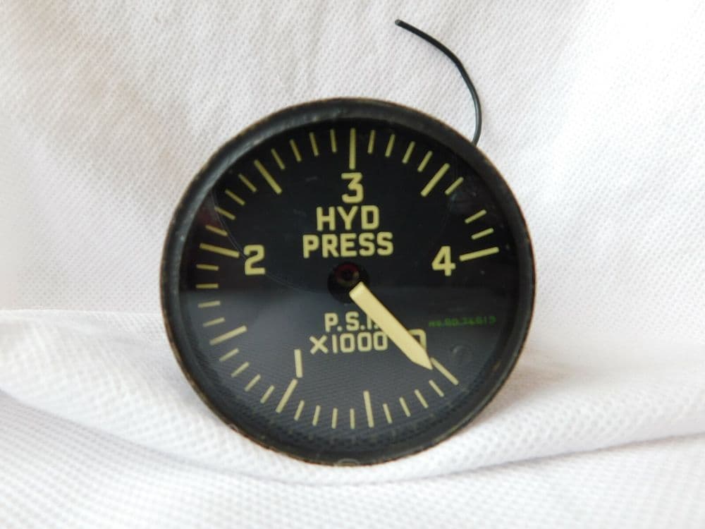 Hercules C130 Aircraft Hydraulic Pressure Indicator 0-4000 P S I 1R5A