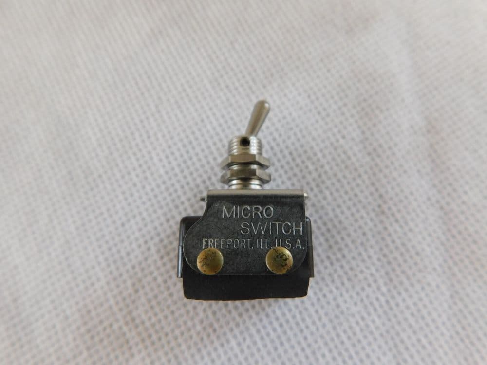 Honeywell Micro Toggle Switch 2 Pole 2 Position 6AT15 D4D