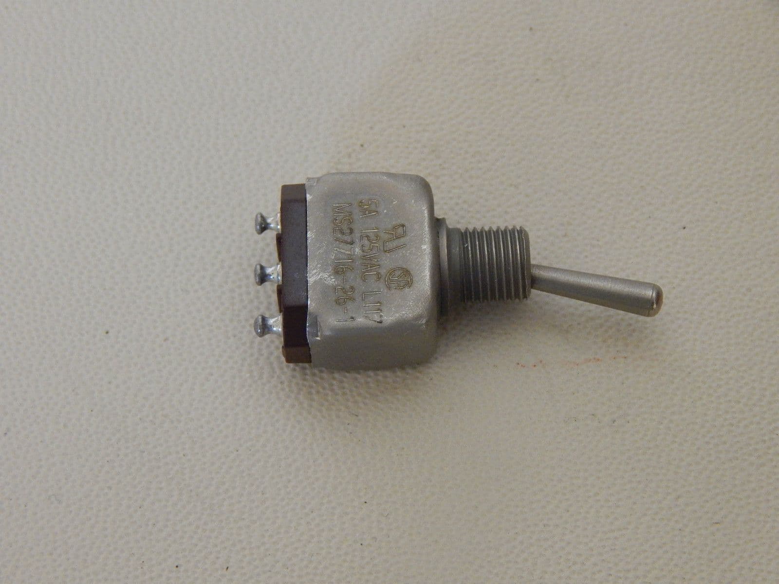 Honeywell Momentary Action Miniature Aircraft Toggle Switch 1TW1-8 1R10D