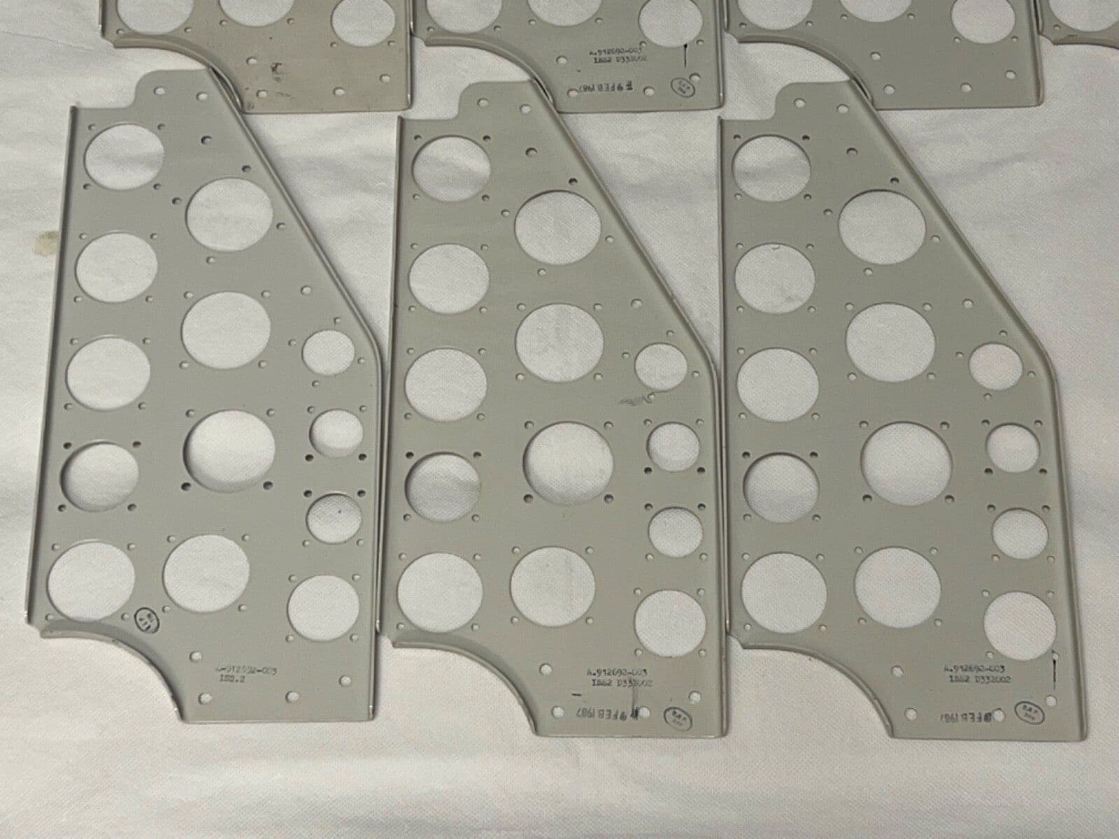 Job Lot Of 7 Tornado Aircraft Mounting Plates A912692-003 GR382D