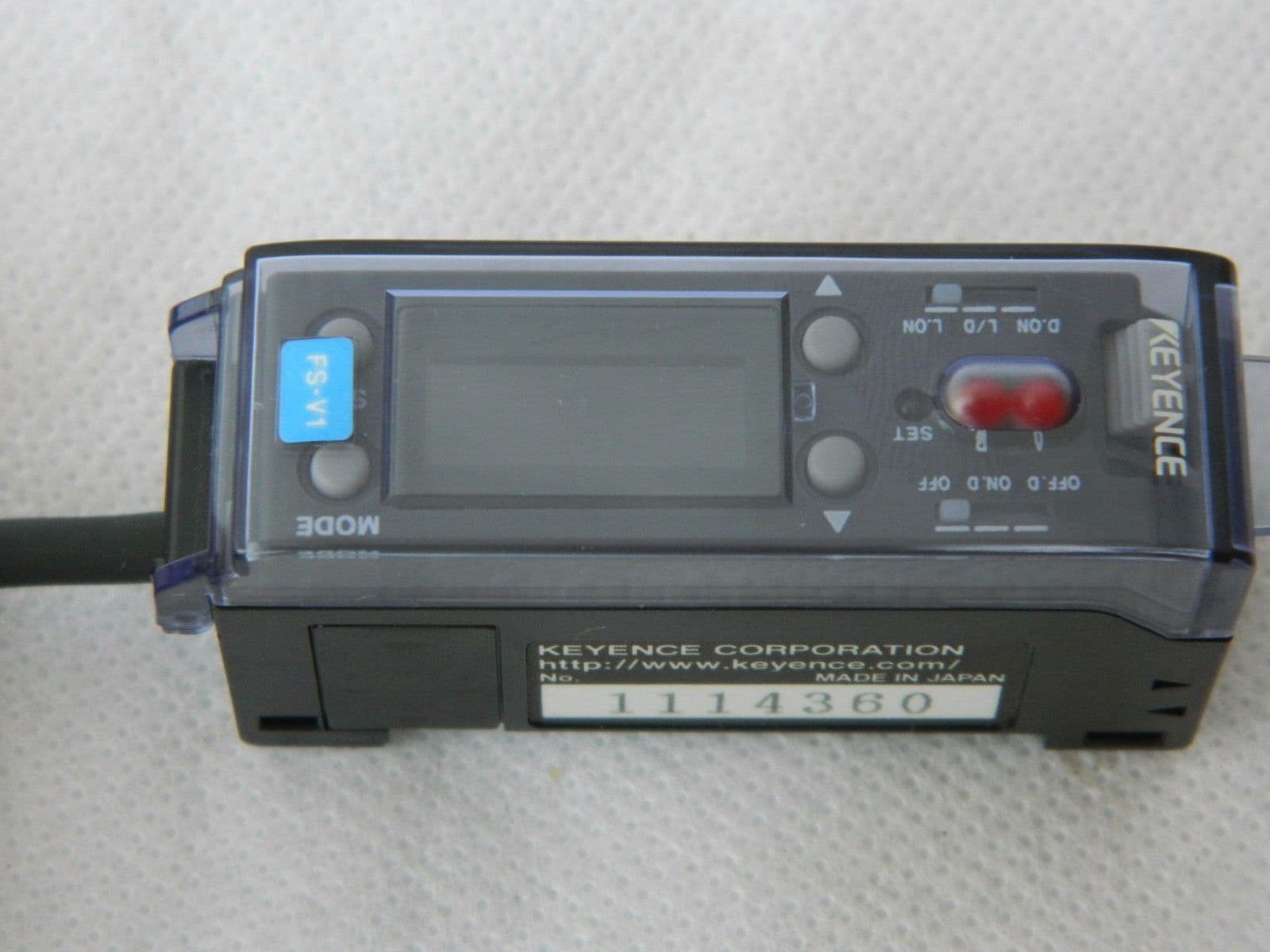 Keyence FS-V1 Digital Calibration Fiberoptic Sensor Output NPN 1R11B