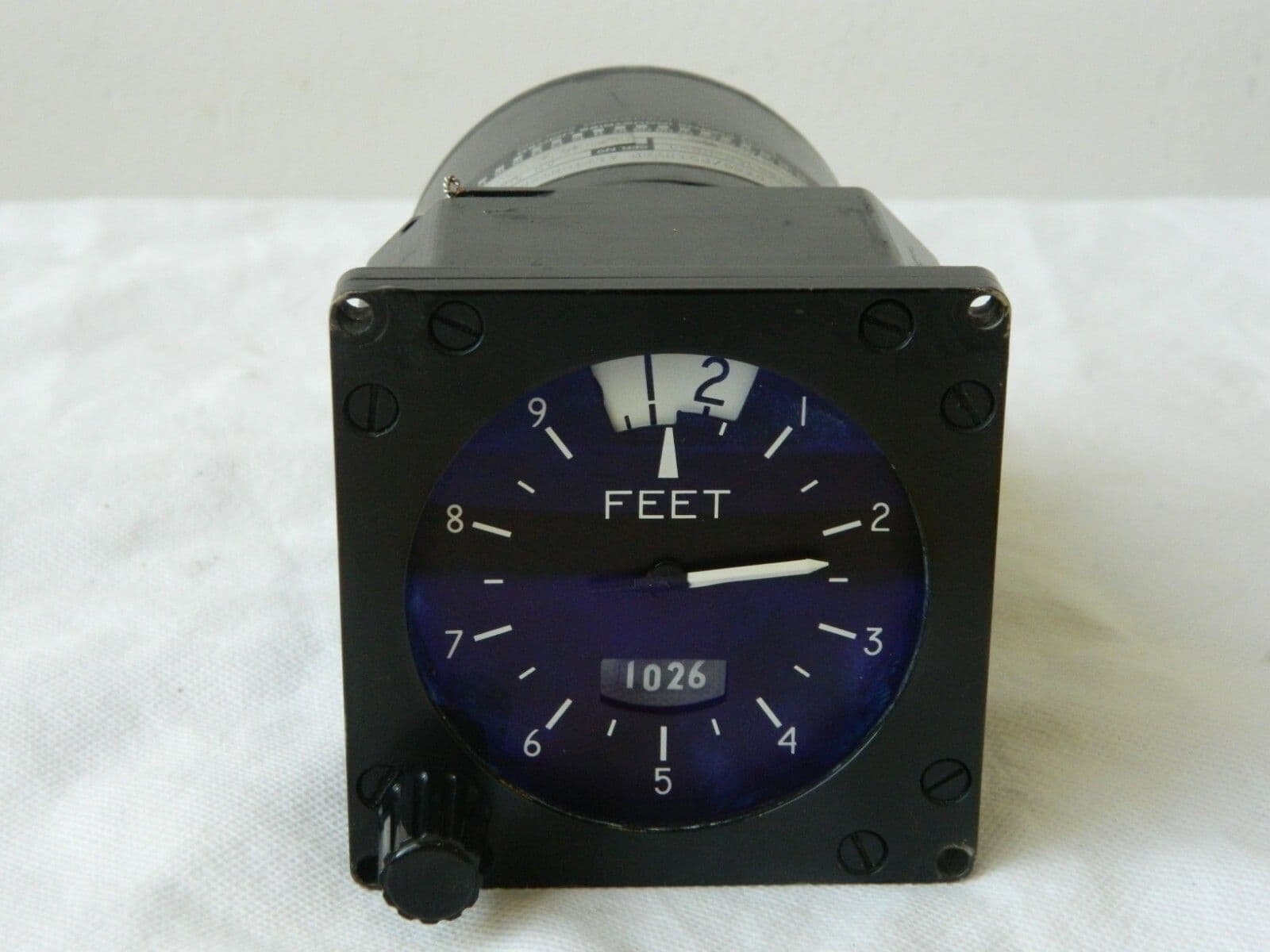 Lynx Helicopter Barometric Altimeter From Aircraft ZD249 1R7C