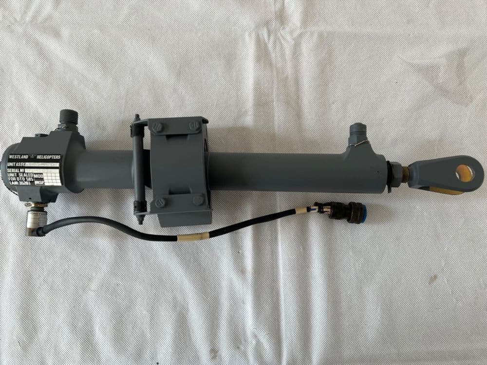 Lynx Helicopter Nose Steering Jack Part No WG0373-0050-045 PL57