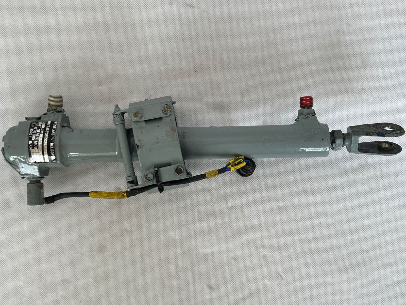 Lynx HMA8 Helicopter Nose Steering Castor Jack From ZD261 WG0373-0050 ...