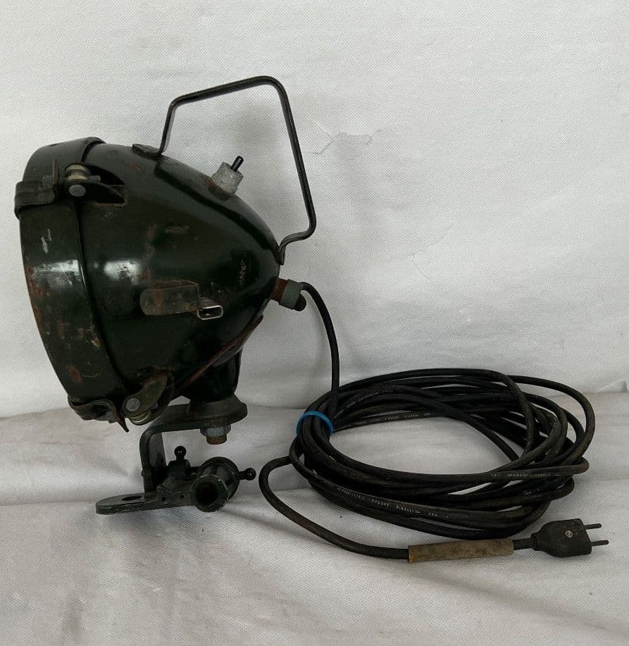 Military Vehicle Searchlight For Ferret Saracen With Swivel Bracket D6D