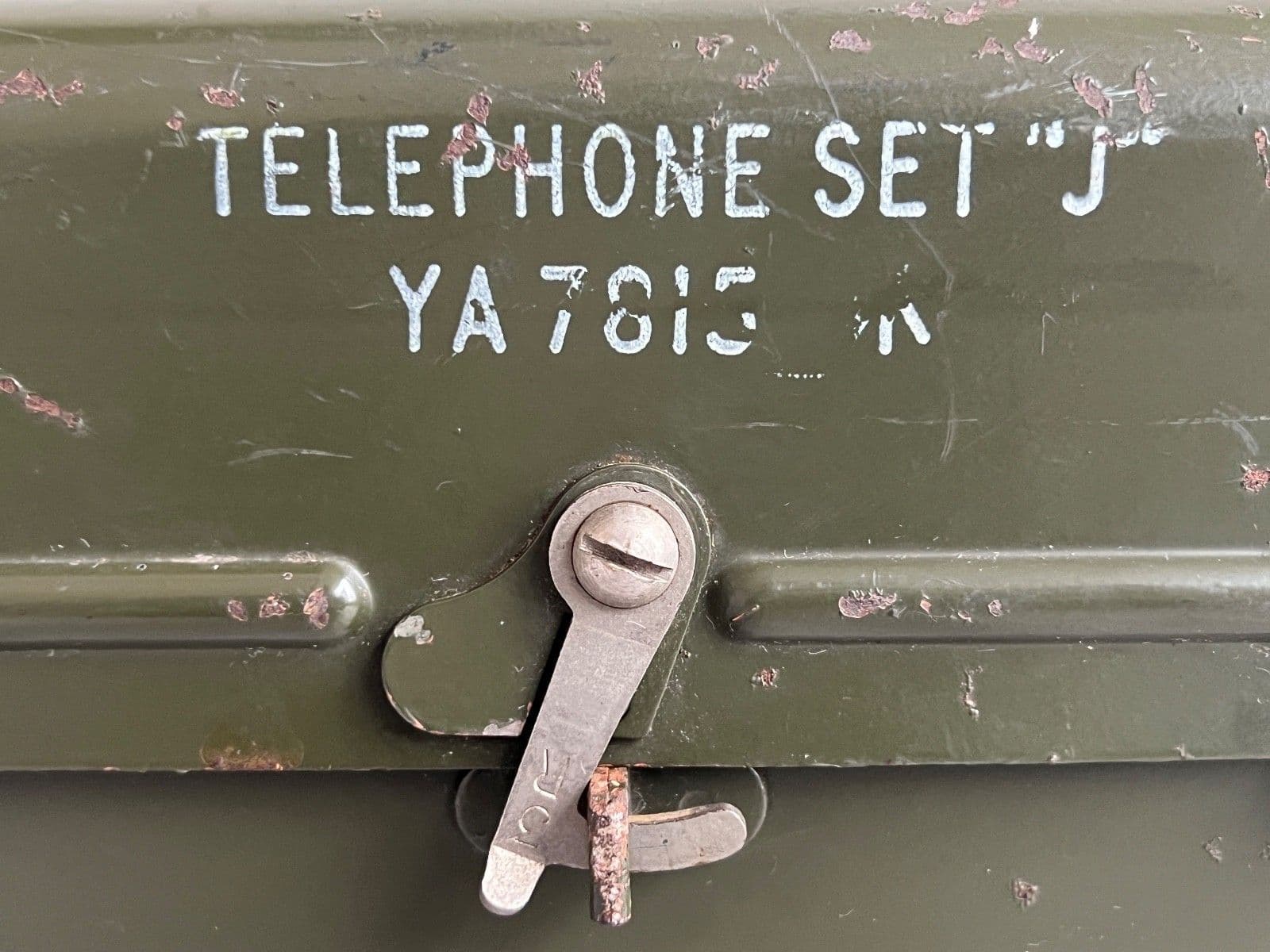 Military Vintage Army Field Telephone Set "J" YA7815 D6D