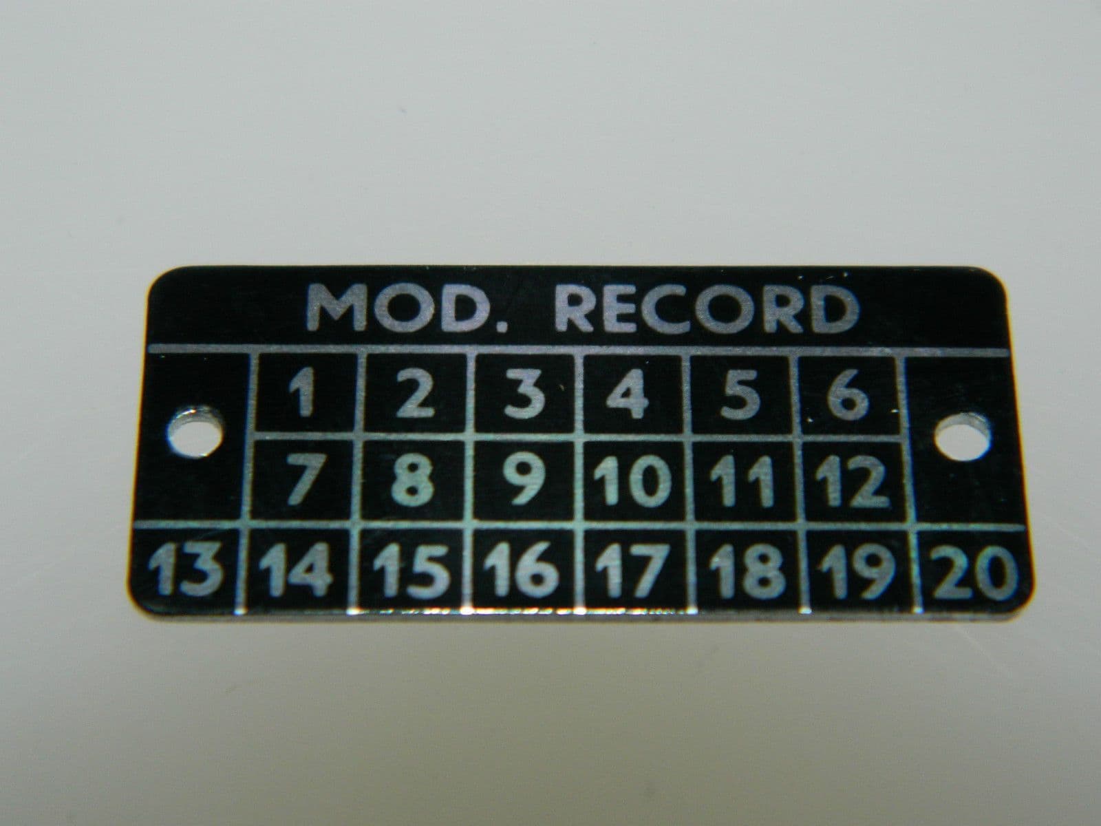 Mod Record Plate Label Dimensions 30mm x 15mm L12
