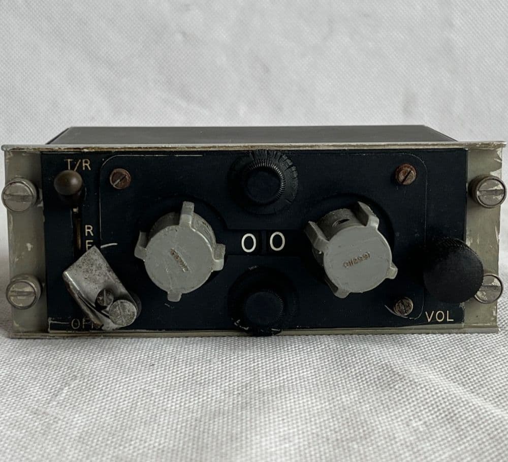 Nimrod MR2 Aircraft Tacan Control Unit From XV252 1R8C